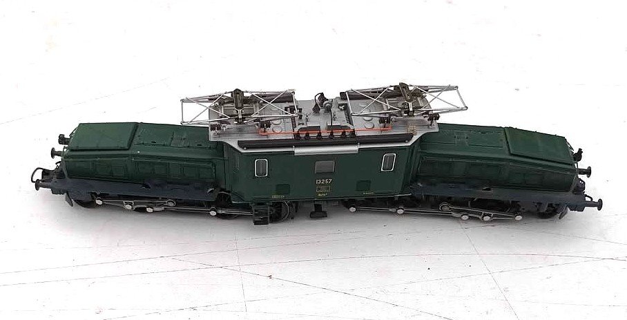 ROCO digital krokodillen AC marklindrift uden æske - Lokomotiver - Togbutikken.dk