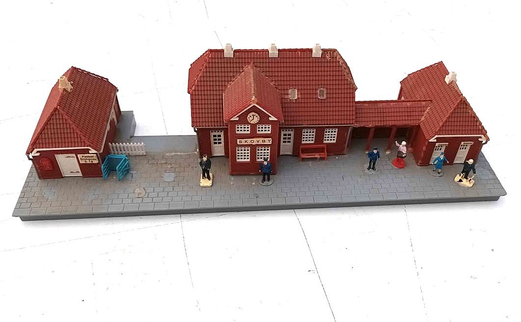 Modelhus 1:87 - Heljan - Togbutikken.dk
